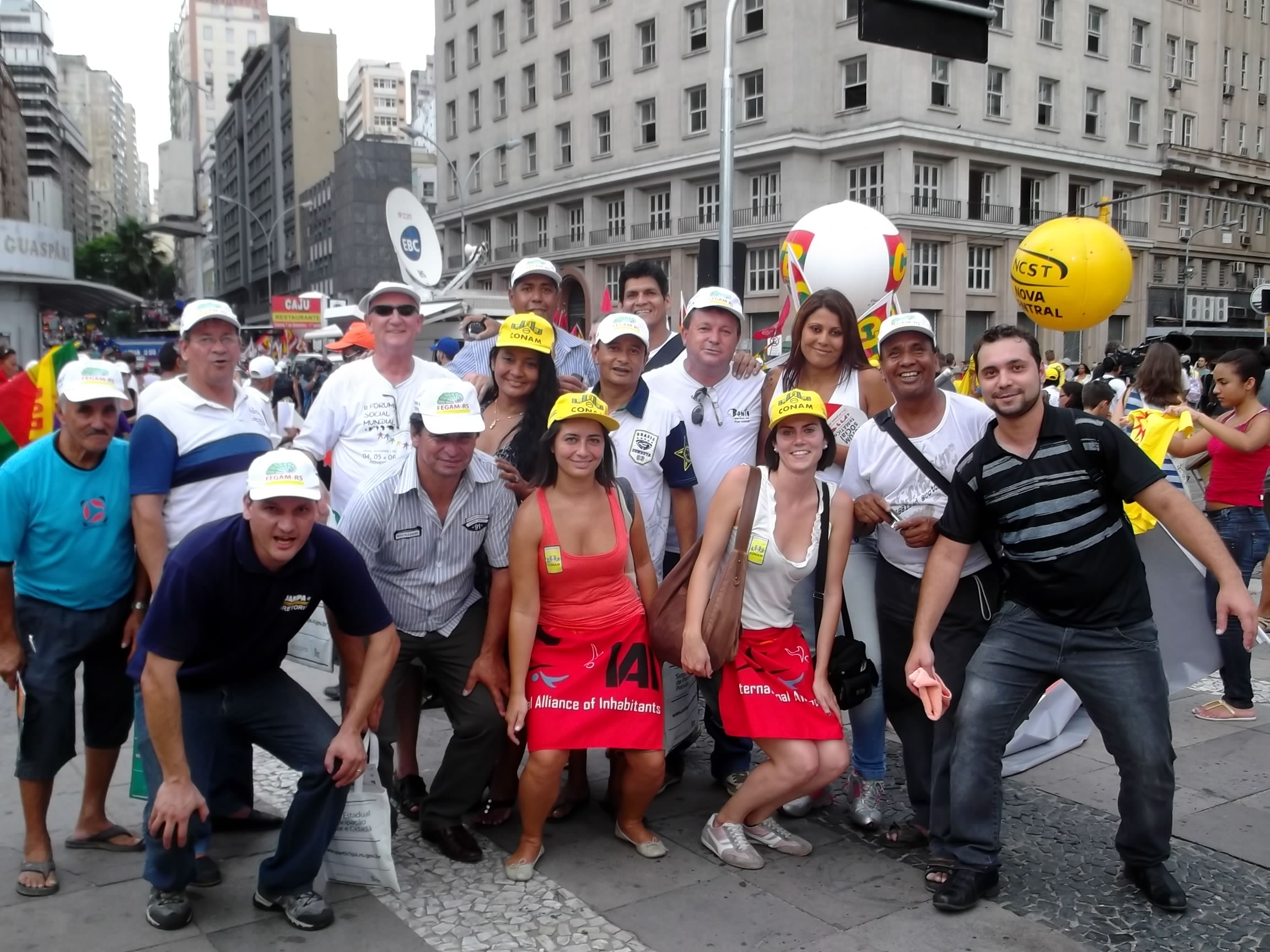 Building an Urban and Communitarian Way from Porto Alegre to the ...