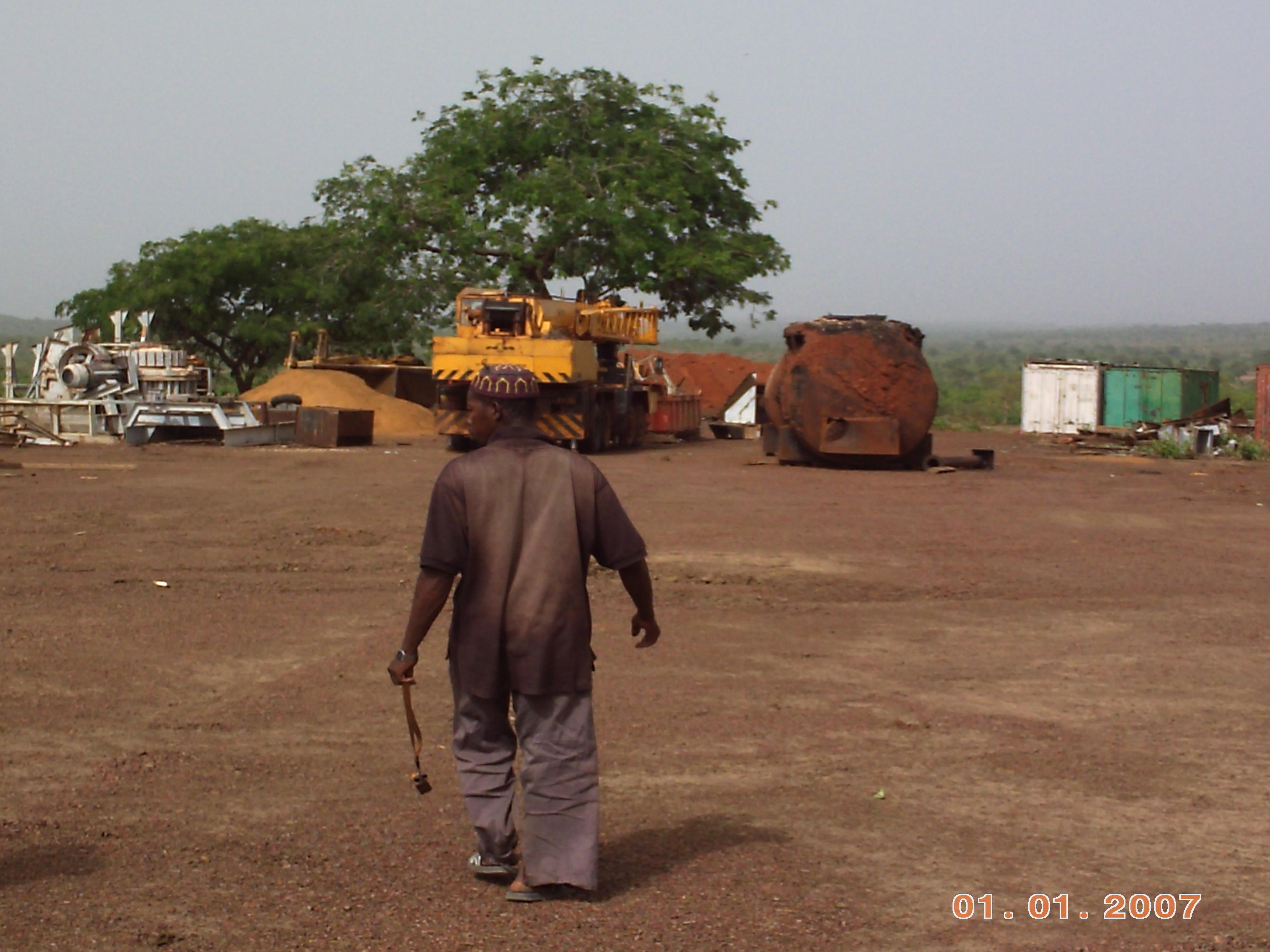 Cantier COVEC (Yélékebougou, Mali) lors de la visite de terrain de la ...