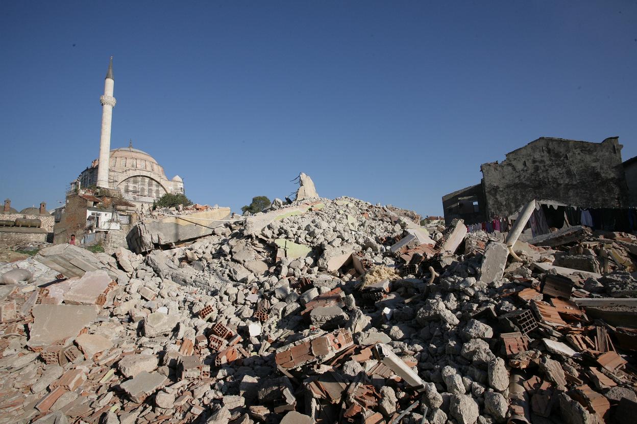 Sulukule, the day after (Najla Osseiran, 2009) / Image galleries / News ...